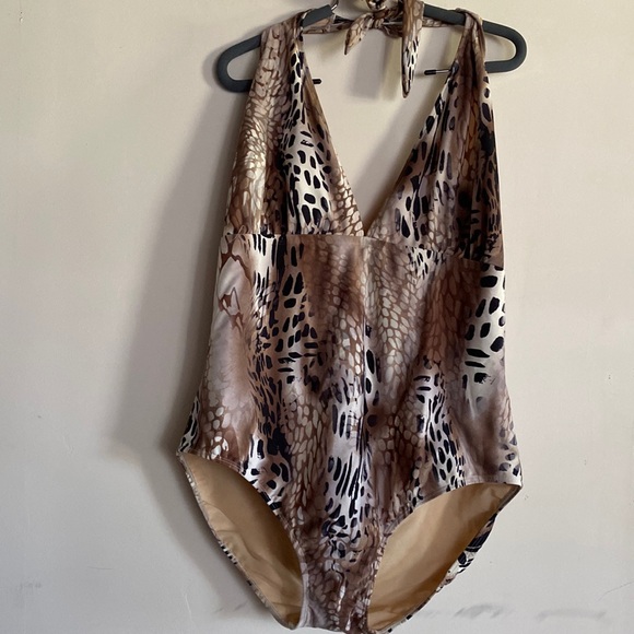 Shape FX | Swim | Shape Fx One Piece Swimsuit Size 22w | Poshmark